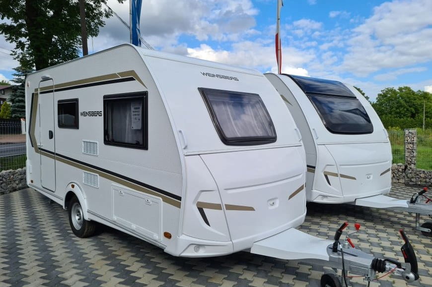 PRZYCZEPA KEMPINGOWA NOWA WEINSBERG CARAONE 420 QD MODEL 2021 1 PRZYCZEPA KEMPINGOWA NOWA WEINSBERG CARAONE 420 QD MODEL 2021 1